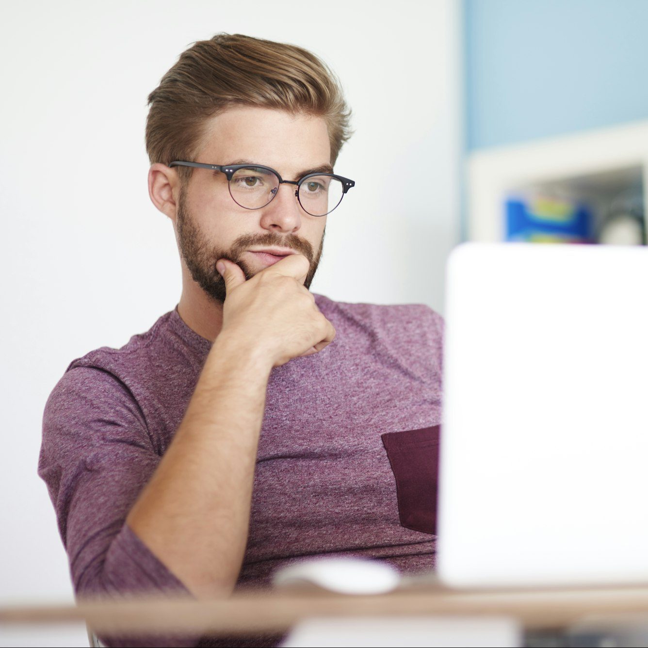 Pain between shoulder blades | TAGMED Clinic